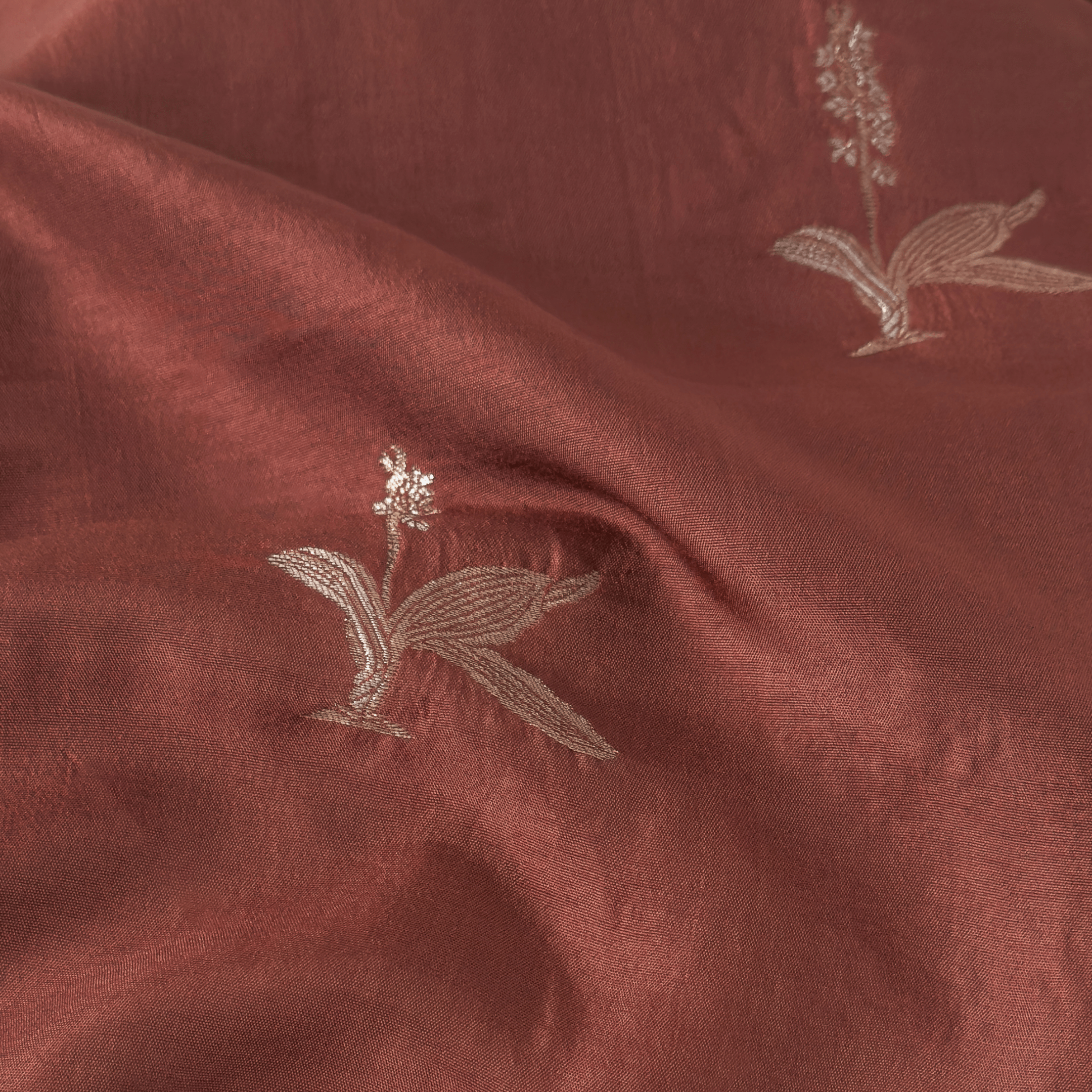 Brown Hibiscus Flower Cloth of Gold Woven Pure Russian Silk Fabric (Wi ...